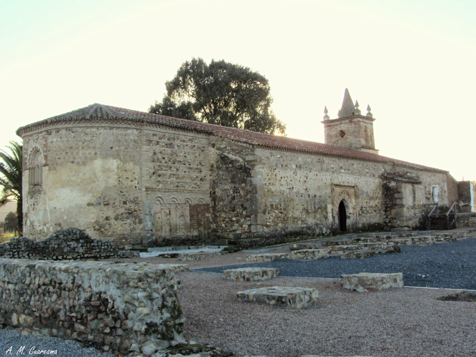 UN LUGAR PARA PERDERSE: RAZONES PARA CONOCER AROCHE (HUELVA) – RUTASSIERRA